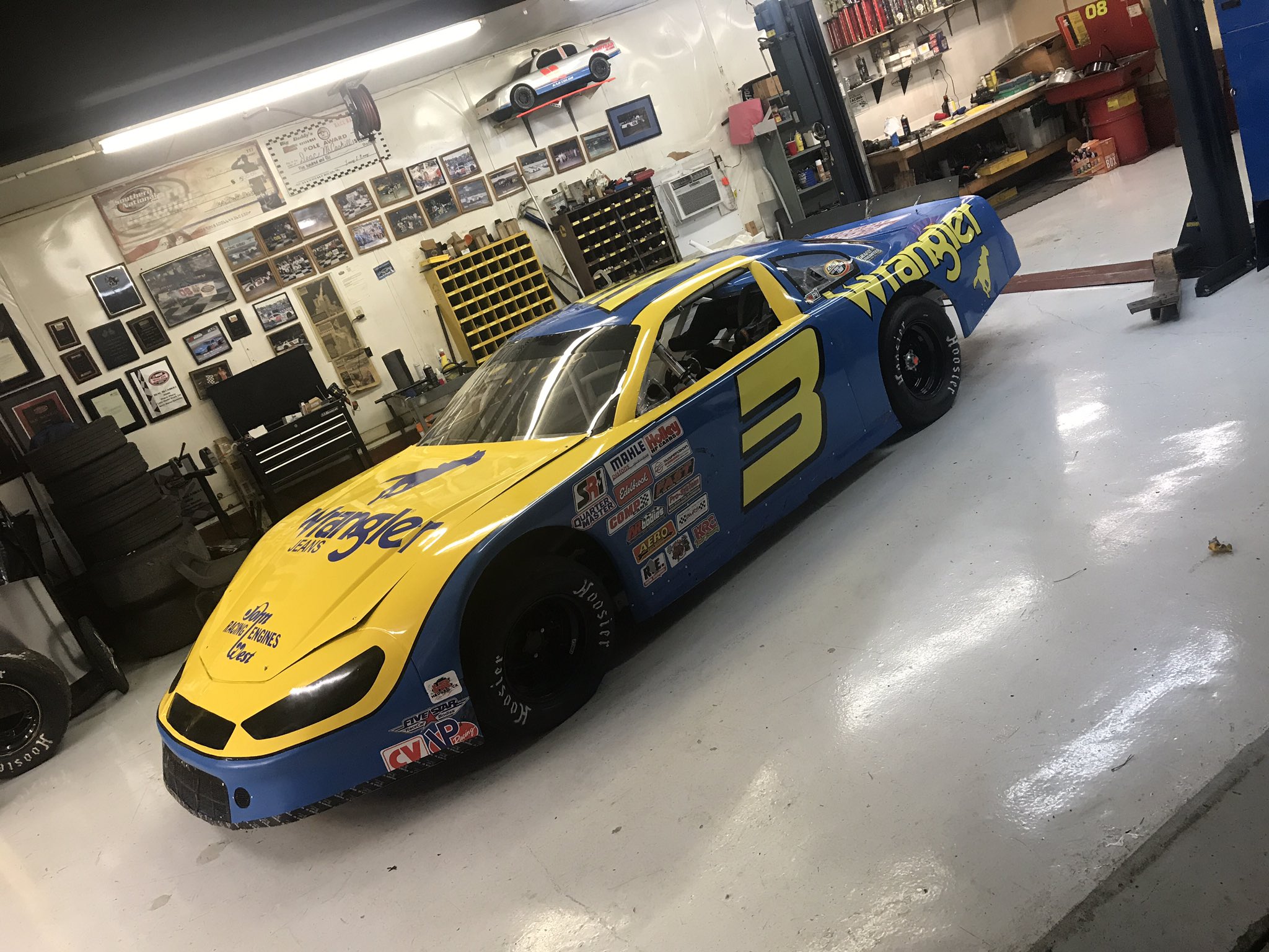 Deac McCaskill to honor Earnhardt in CARS Tour Throwback 276 – Short ...
